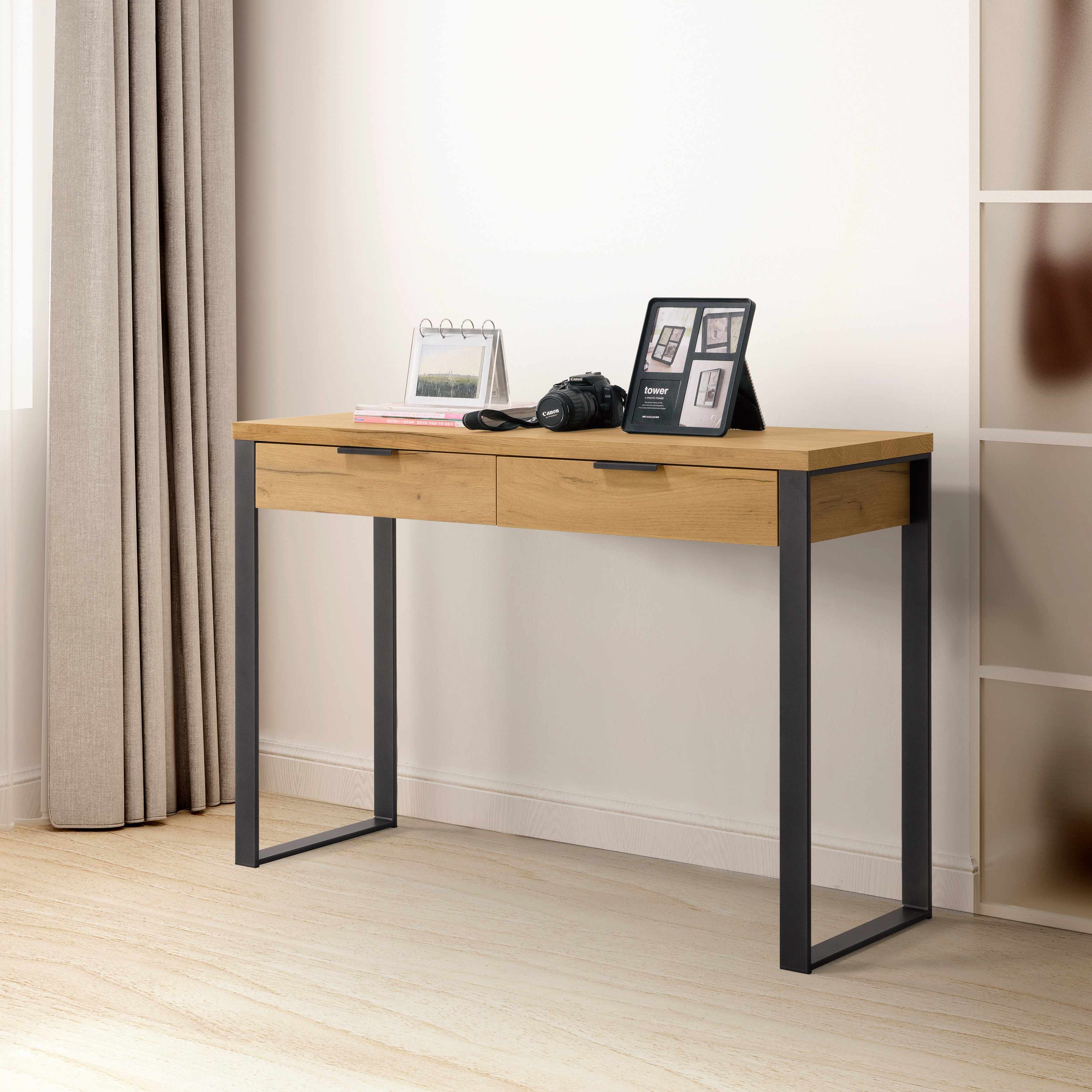 0C037FL Console Table in Golden Oak – Active Home Centre